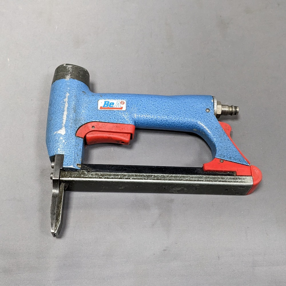 Bea Upholstery Staple Gun at Georgia Lucas blog